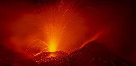 Italy S Etna Volcano Spews Ash Lava Again