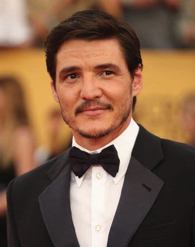 Pedro Pascal S Rakish Mustache Breaks All The Rules For Sexy Facial