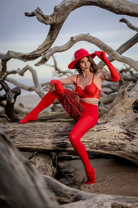 Creative Beach Portraits Using Off Camera Flash