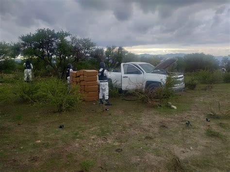 Guardia Nacional Encontró En Durango Camioneta Robada Y Llena De Más De