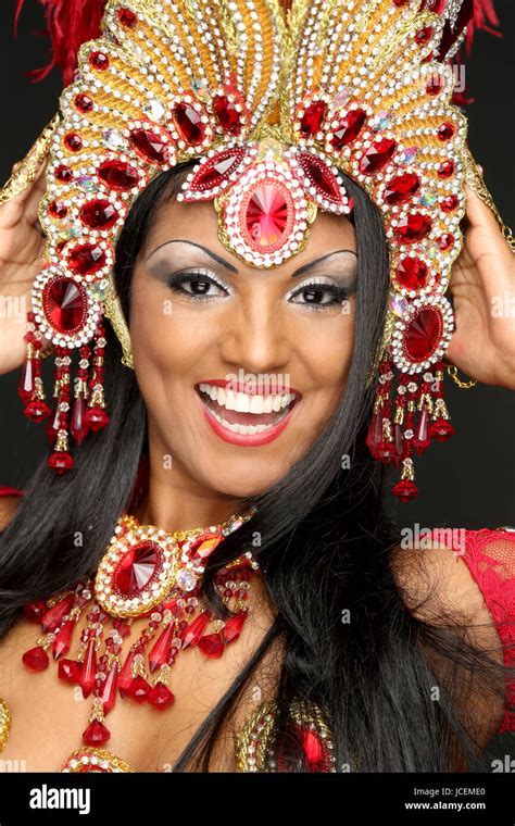 Samba Dancer Richly Decorated Costume Hi Res Stock Photography And