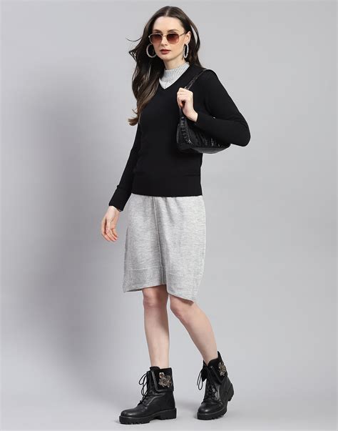 Buy Women Black Solid V Neck Full Sleeve Sweater Online In India
