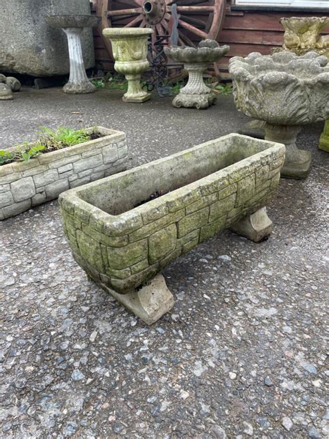 Brick Planter With Feet
