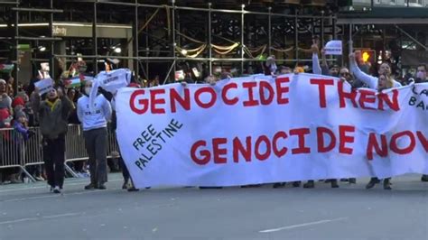 Pro Palestinian Protesters Disrupt Macys Thanksgiving Parade News