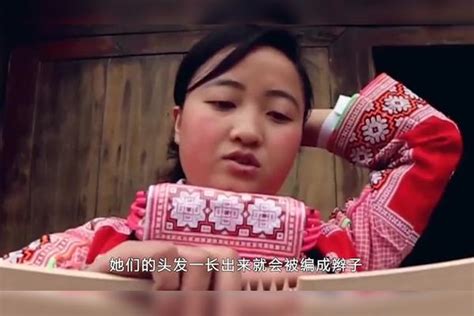 6种奇特的民族习俗，牙齿干净到极致是黑色？插上鼻塞才是美人？牙齿奇特习俗