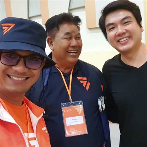 ศดิศ ใจเที่ยง