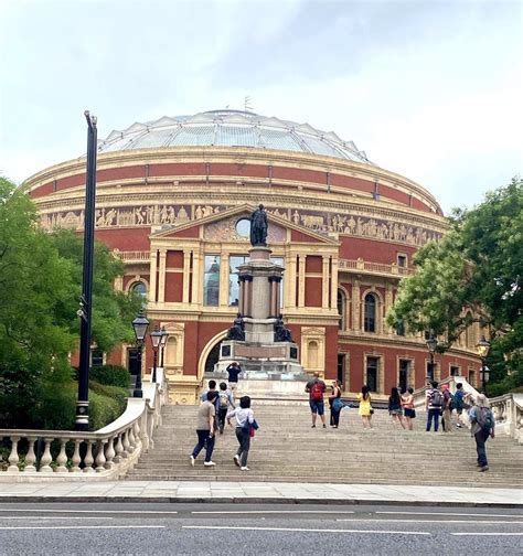 Promming In London — Twoa