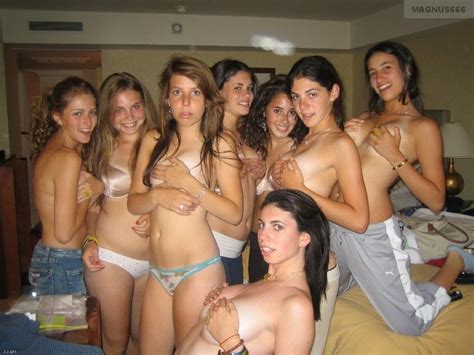 18 Girls Gallery 369 1145