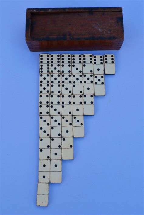 Edwardian Dominoes English Dominoes Bone & Ebony Dominoes