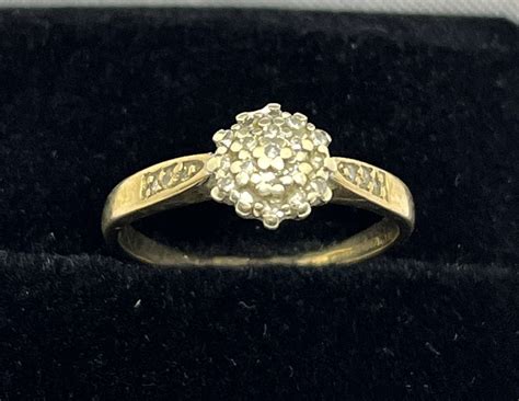 9ct Gold Diamond Cluster Ring