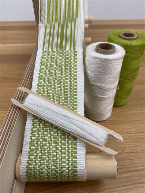 Blog About Learning To Weave On An Inkle Loom Inkle Weaving Inkle