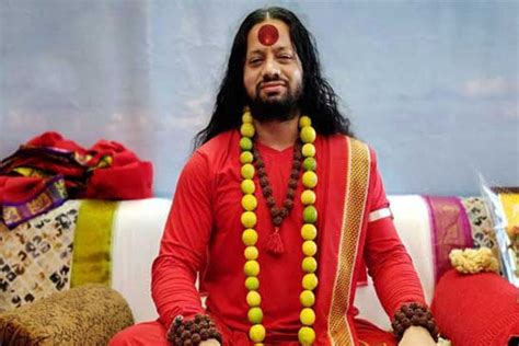 फिर विवादित बोल कालीचरण महाराज बोले काफिर की लड़कियों से संबंध बनाने
