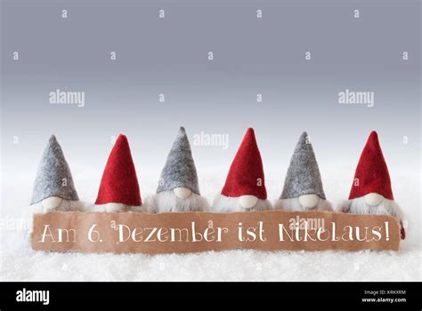 Etikett Mit Deutschem Text Am Dezember Ist Nikolaus Bedeutet Dezember Ist Nikolaus Tag