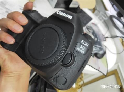 佳能 5d4 和佳能 R6Ⅱ 我该选哪个？