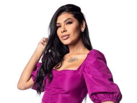 Bbb 21 Pocah Se Sente Excluída E Deslocada No Reality Show