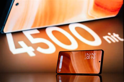 realme ra mắt smartphone Snapdragon 8 Gen 3 giá chỉ hơn 11 triệu đồng