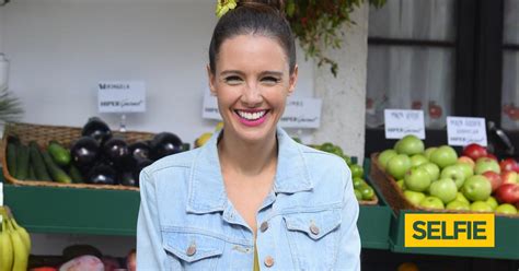 Marta Andrino faz partilha rara de foto em biquíni Belíssima SELFIE