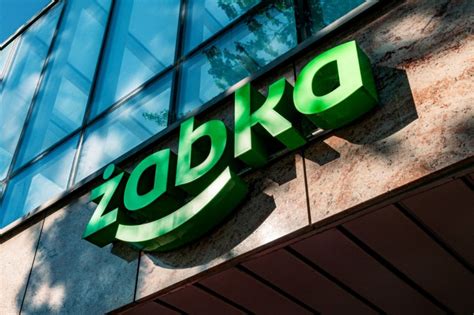 Właściciel Żabki wejdzie na giełdę Rozważa debiut poza Polską