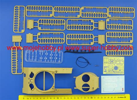 M4A3 76W HVSS Early Type Thunderbolt VII Rye Field Model RM 5092