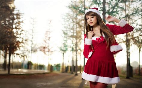 Santa Costume Santa Long Hair Agnes Lim Auburn Hair Asian Women
