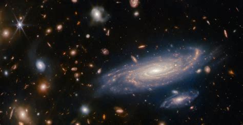 Hubble capture l image d une mystérieuse galaxie fantôme dans l espace