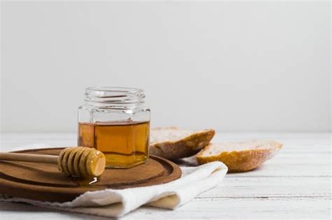 10 Cara Menipiskan Bibir Tebal Secara Alami Aman Dan Cepat Plus