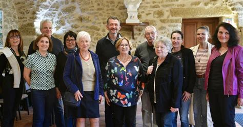 Sérignan du Comtat Ils font vivre la bibliothèque Jean Henri Fabre
