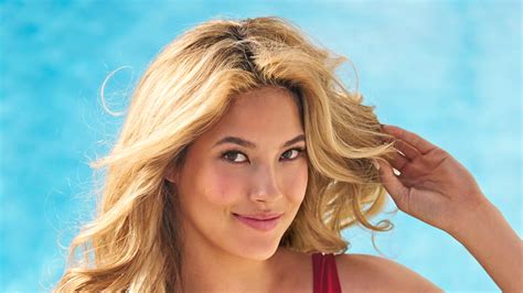 Si Swimsuit Models React To Eileen Gus Stunning Brand Debut ‘iconic