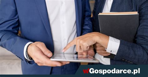 Elektroniczny obieg dokumentów czyli dlaczego warto zrezygnować z papierowych dokumentów
