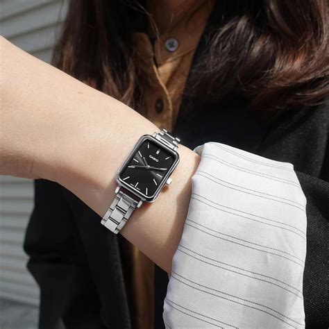 Khám Phá 4 Mẫu đồng Hồ Casio Nữ Chính Hãng Dây Kim Loại Casiohcmvn