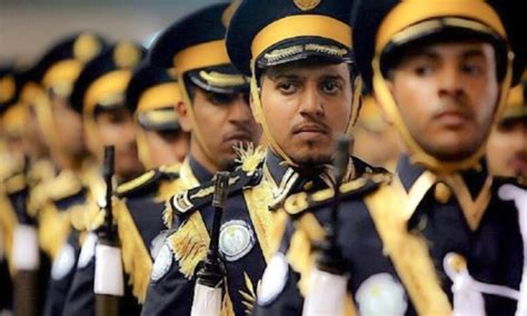 مدة دورة كلية الملك فهد الأمنية للجامعيين مصدري