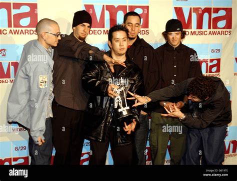 Linkin Park At The Mtv Video Music Awards In New York 2002 The Band