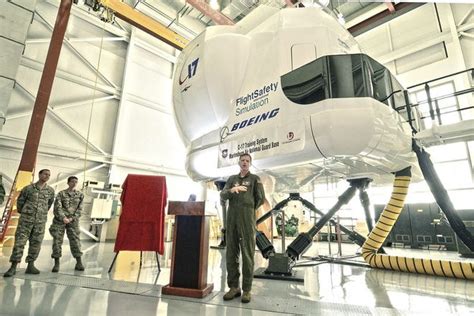 C 17 Simulator Trains Pilots For Emergencies