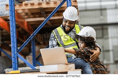 Father Son Working On Laptop Stock Photos 6 872 Images Shutterstock