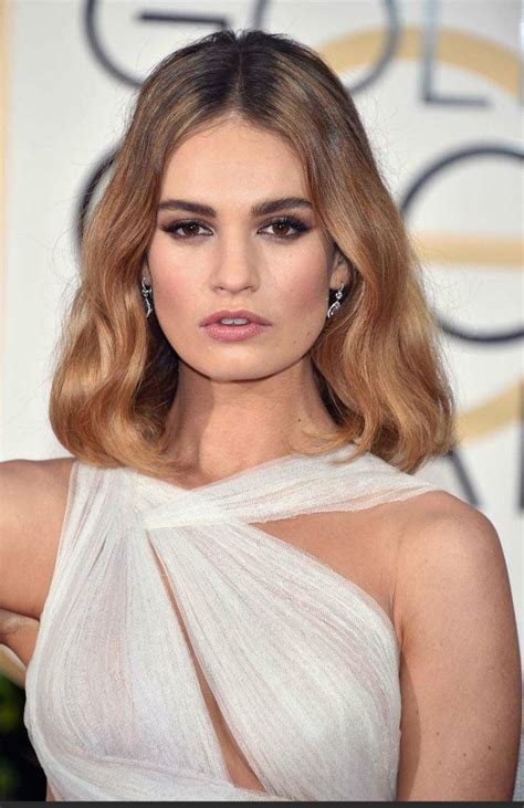 R Lilyjames Scrolller