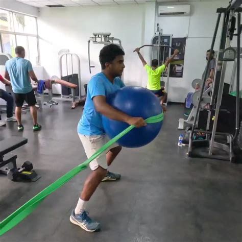 🔄💪 How To Use Rotation Power For Your Tennis Game 🧠💡 Ashan Chathuranga Posted On The Topic