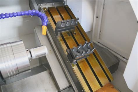 Inclined Bed High Rigidity Spindle Cnc Turning Lathe Optional Power Turret Milling Processing In