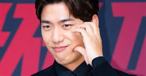 성준볼하트는 쑥스러워 사진