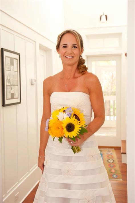 Amy Christmas Head For The Cure