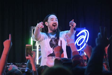 Heres Everything I Randomly Learned About Steve Aoki This Weekend