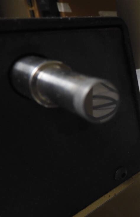 Pratt Whitney Model B External Supermicrometer Measuring Machine