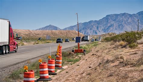Variable Speed Limit Vsl Trailer With Led Display Hill And Smith
