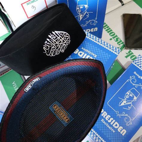 SONGKOK HITAM MERK PRESIDEN LOGO BISMILLAH SONGKOK NASIONAL HITAM KOPIAH HITAM PECI HITAM