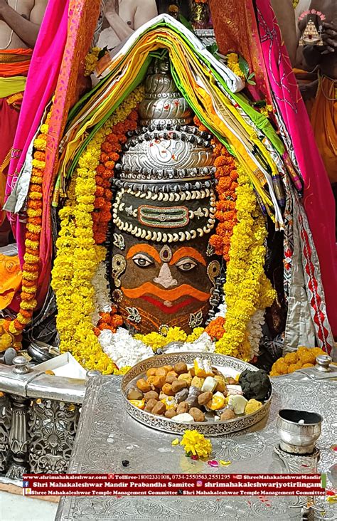 Divine Makeup Of Baba Mahakal Like A King With Hemp Sandalwood Dry