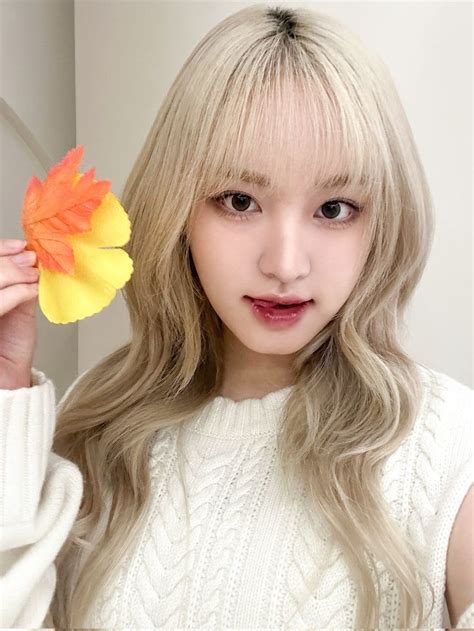 Ive Official On X 📸 둥근 보름달 Ive 소원도 담아보고 🌕 Dive를 위한 알록달록 가을 단풍도 담아보고 🍁