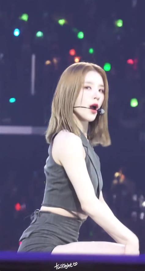 이달의 소녀 희진 귀엽고 매력있는 조신 얼굴 Huckkr2424 이달의 헉짤 고품격 소녀 네이버