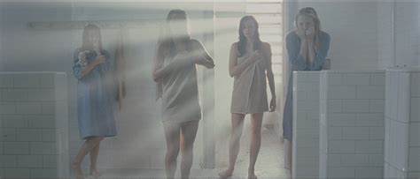 Danielle Panabaker Nuda ~30 Anni In The Ward