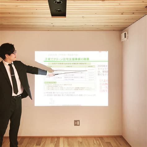フラクタル設計事務所 青森の住宅デザイン・設計・施工 21516完成見学会開催します。 【センターyardを見下ろす渡り廊下のある
