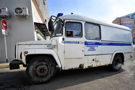 Тюремные университеты: каким адом может стать первая поездка в автозаке ...