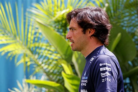 Revelação Chocante de Carlos Sainz Ignorado pela Red Bull e Mercedes